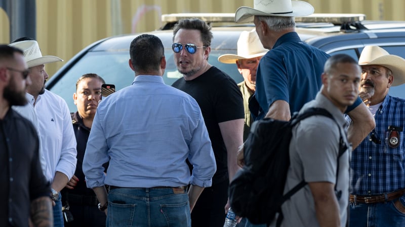 “This Is Insane” – Elon Musk Reacts to Record-Busting Border Numbers “This Is Insane” – Elon Musk Reacts to Record-Busting Border Numbers