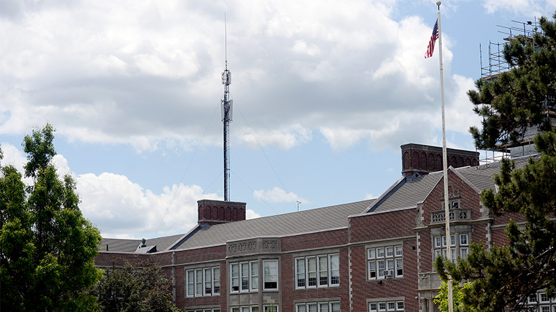 ‘It’s Insane’: Big Telecom Pushes Bad Cell Tower Deals on ‘Literally ...
