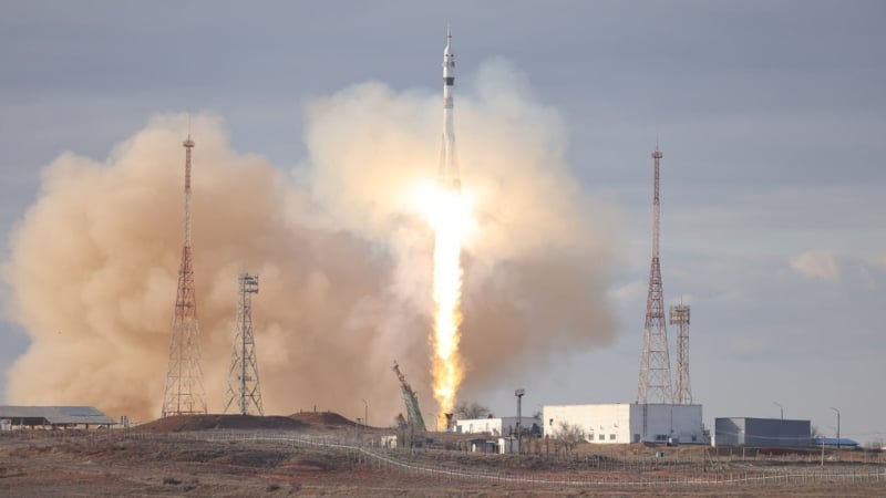 US Officials: Russia Deploying Space Weapons