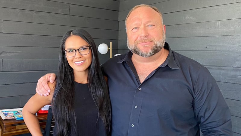 BREAKING: Former Infowars Reporter Savanah Hernandez Joins Alex Jones ...