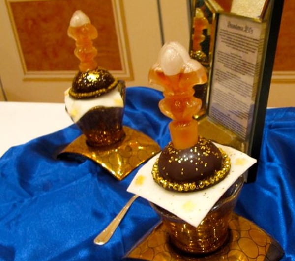 Decadence D'Or: World’s most expensive cupcake for $750 - Luxurylaunches