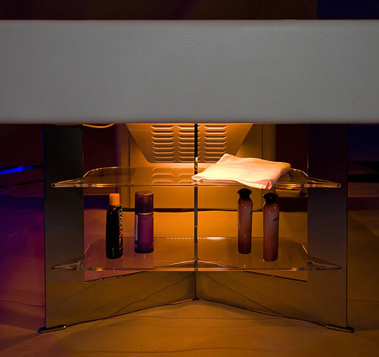 Senso Water Massage Bed renders an ultimate relaxing experience with ...