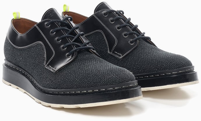 The world's first bulletproof shoes are here and they bounce off ...