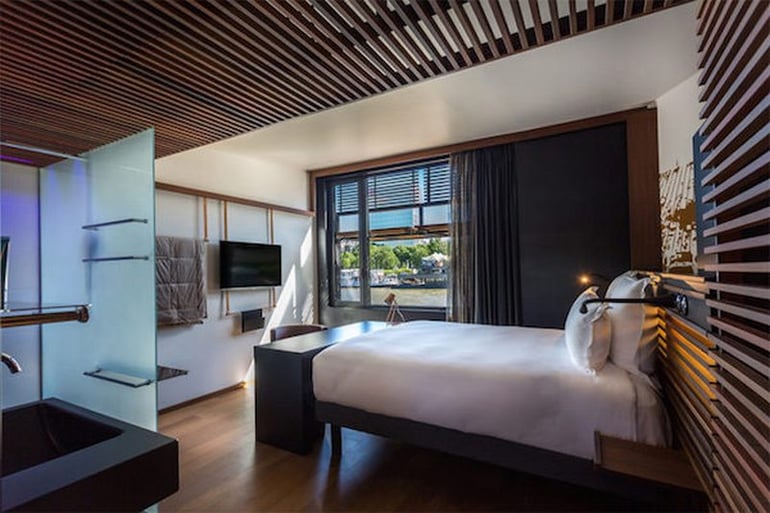Inside Paris’ new floating hotel: the Off Paris Seine - Luxurylaunches