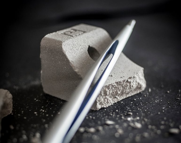 Pininfarina creates a stylish inkless pen that can write forever ...