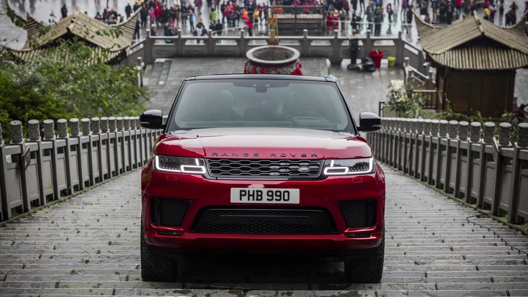 Watch a Range Rover Sport PHEV climb 999 steps to China’s Heaven’s Gate ...