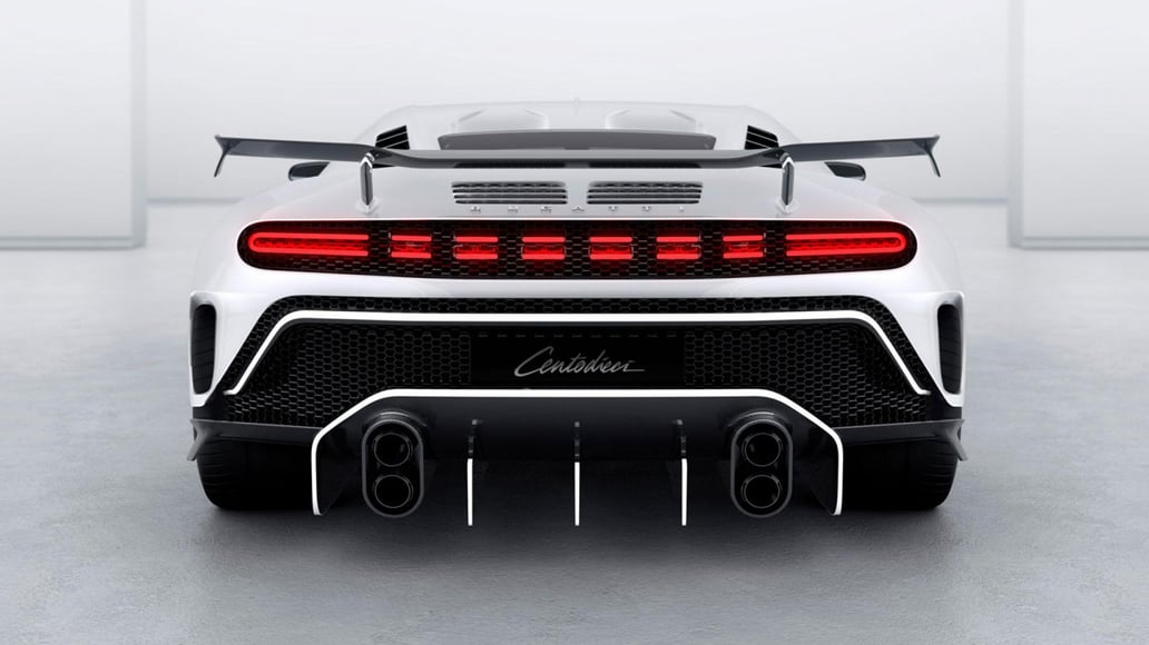 Bugatti’s newest hypercar debuts with 1600 horsepower and a price-tag ...