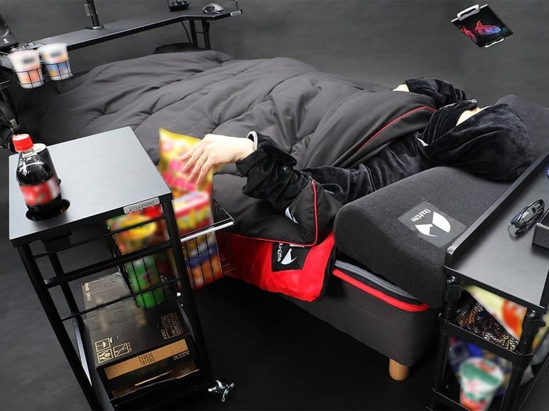 Straight from Japan - This $1000 decked out gaming bed setup is every ...