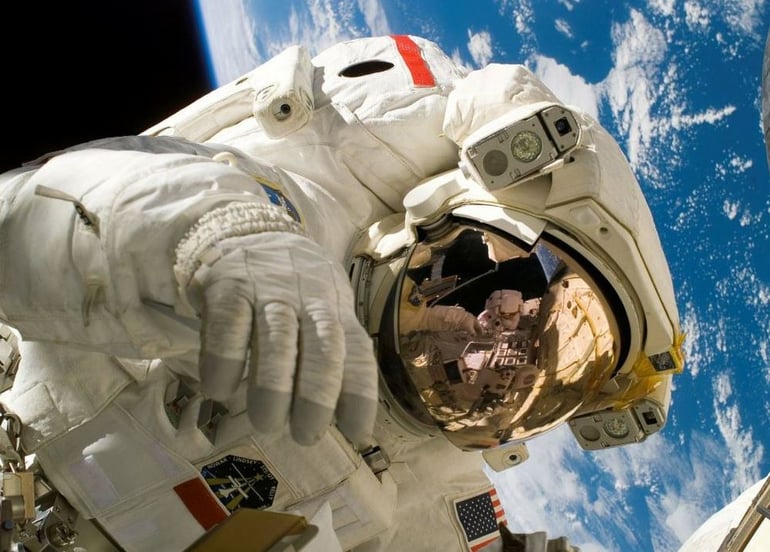 Eau de Space - A NASA developed perfume that smells just like the outer ...