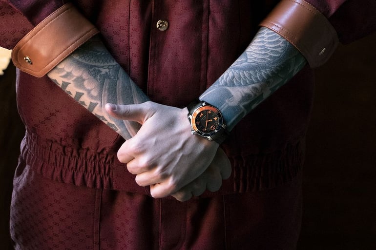 Esports fashion gets a game-changer with Gucci’s $1600 Fnatic dive ...