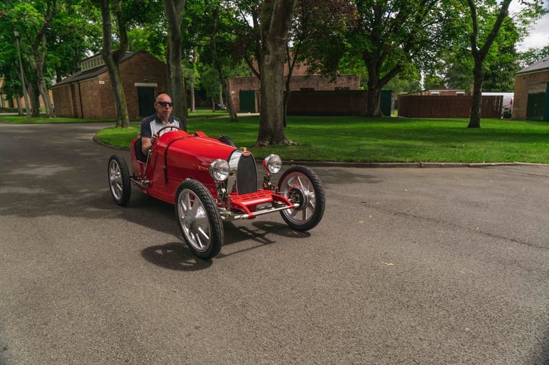 The cheapest Bugatti is here - Its a $35,000 electric roadster for kids ...