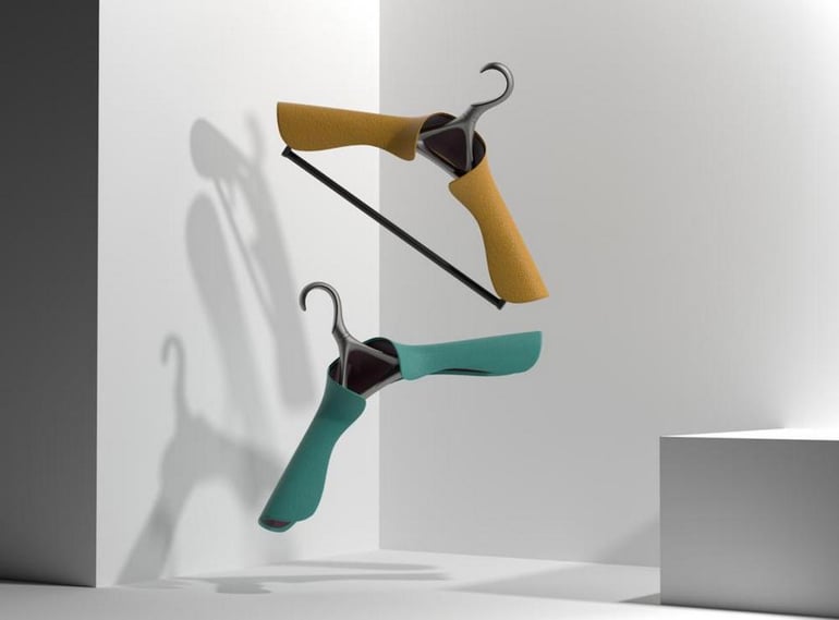 The world's first ‌luxury‌ ‌garment‌ ‌hanger‌ ‌is here. It costs $250 ...