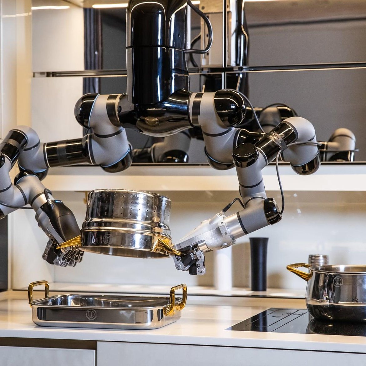 This $330,000 kitchen robot will make you a tasty meal and even do the ...