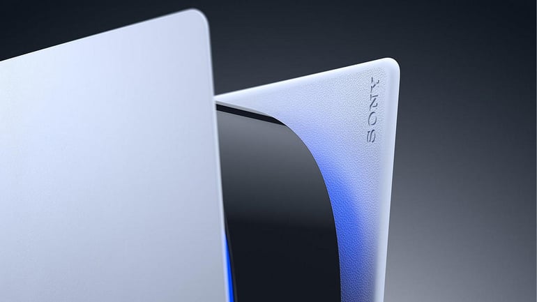 Standing 9 feet tall, weighing 500 pounds and costing $70,000 ...