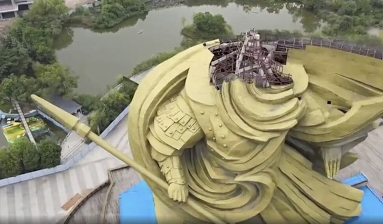 At 1,200 tons China built the world's biggest bronze statue for $26 ...