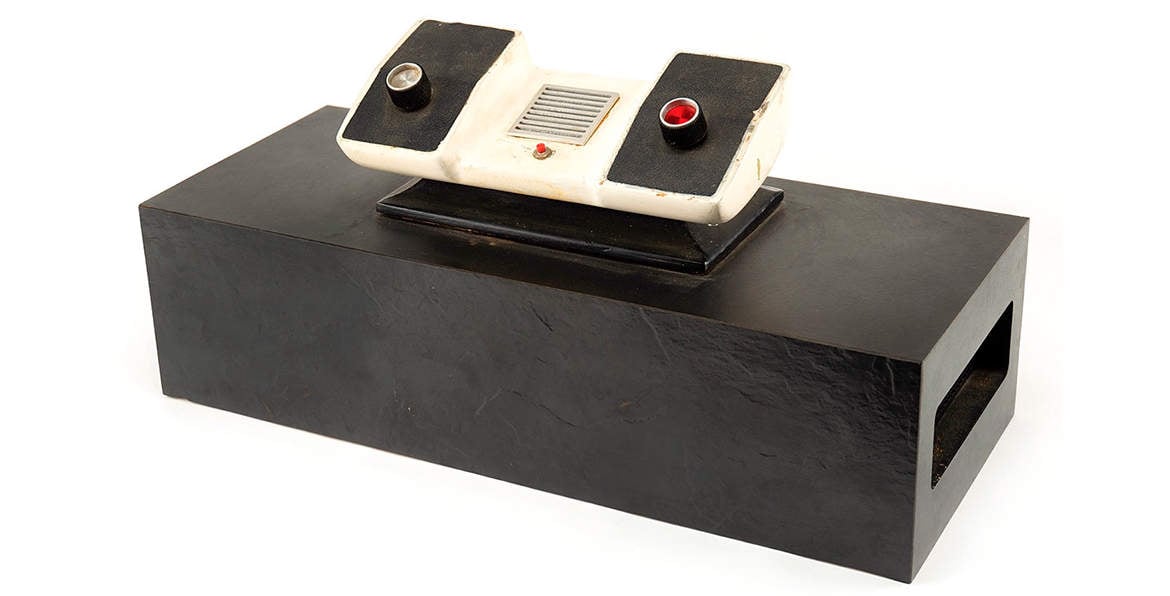 An original prototype of the iconic Atari Pong console sold at an ...