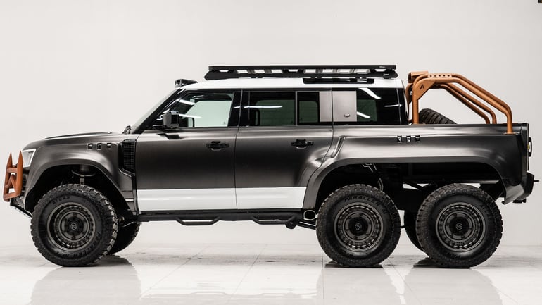 Apocalypse Manufacturing has built the world’s first 6x6 Land Rover ...