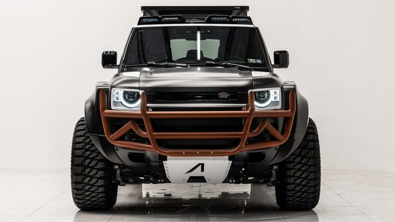 Apocalypse Manufacturing has built the world’s first 6x6 Land Rover ...