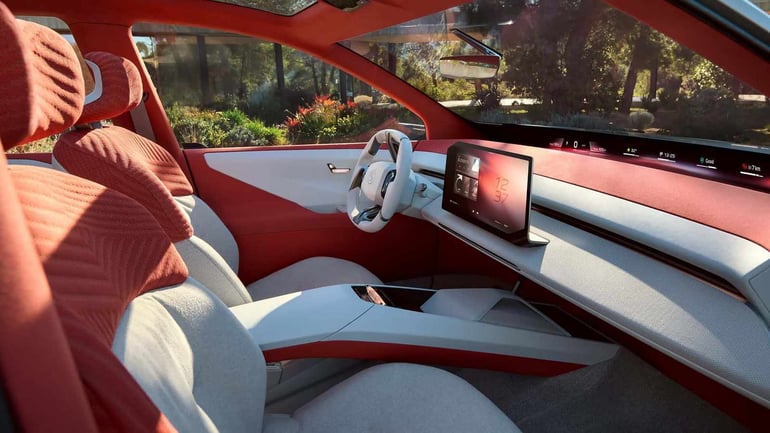 BMW gives us a glance into the future by debuting its revolutionary ...
