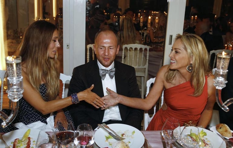While Russian billionaire Andrey Melnichenko cleverly made his $300 ...