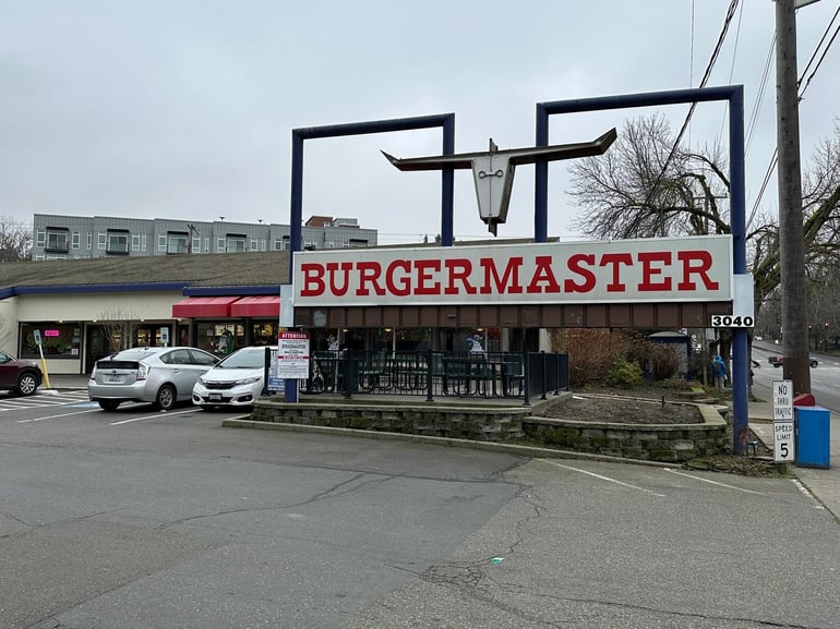 How this family-owned burger chain became a Gates family tradition ...