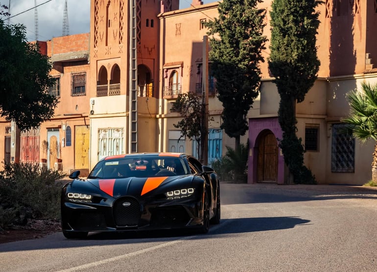 Travis Scott bought a $5.5 million Bugatti Chiron Super Sport as a 29th ...