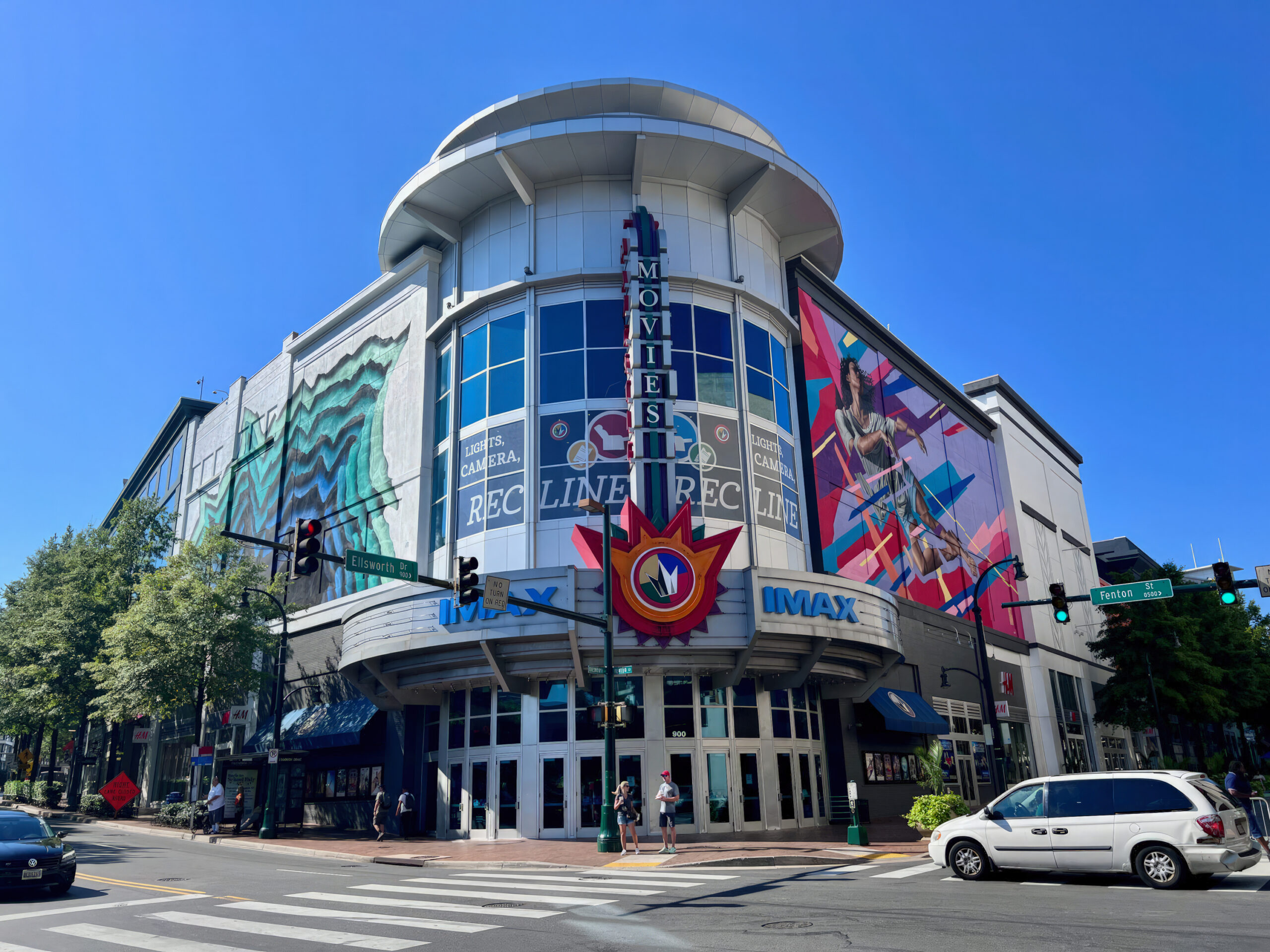 Regal Cinemas to Close 39 Theaters Amid Bankruptcy; Majestic to Remain ...