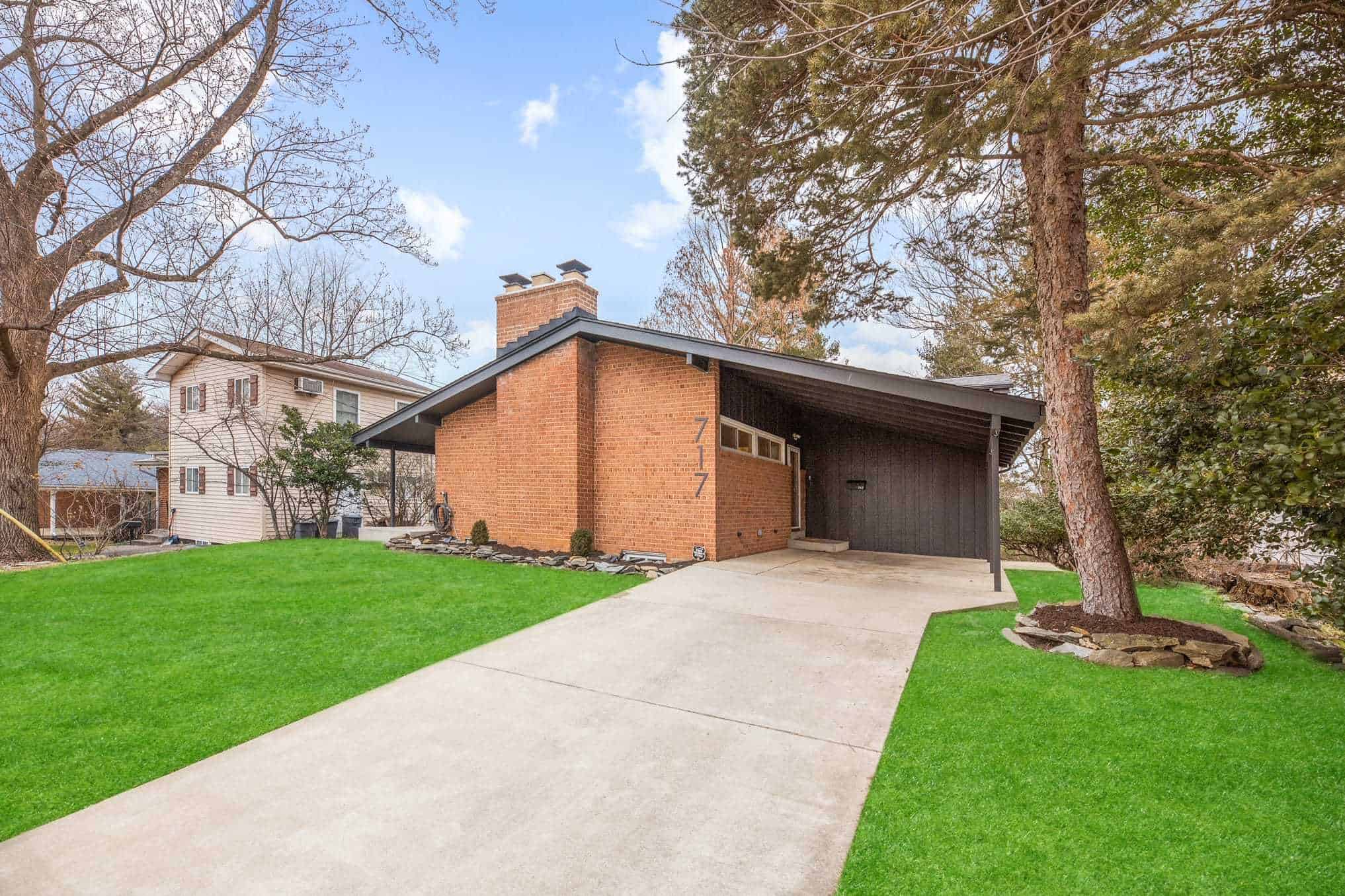 Just Listed: Spacious Home with a Smart Layout in Kemp Mill Estates ...