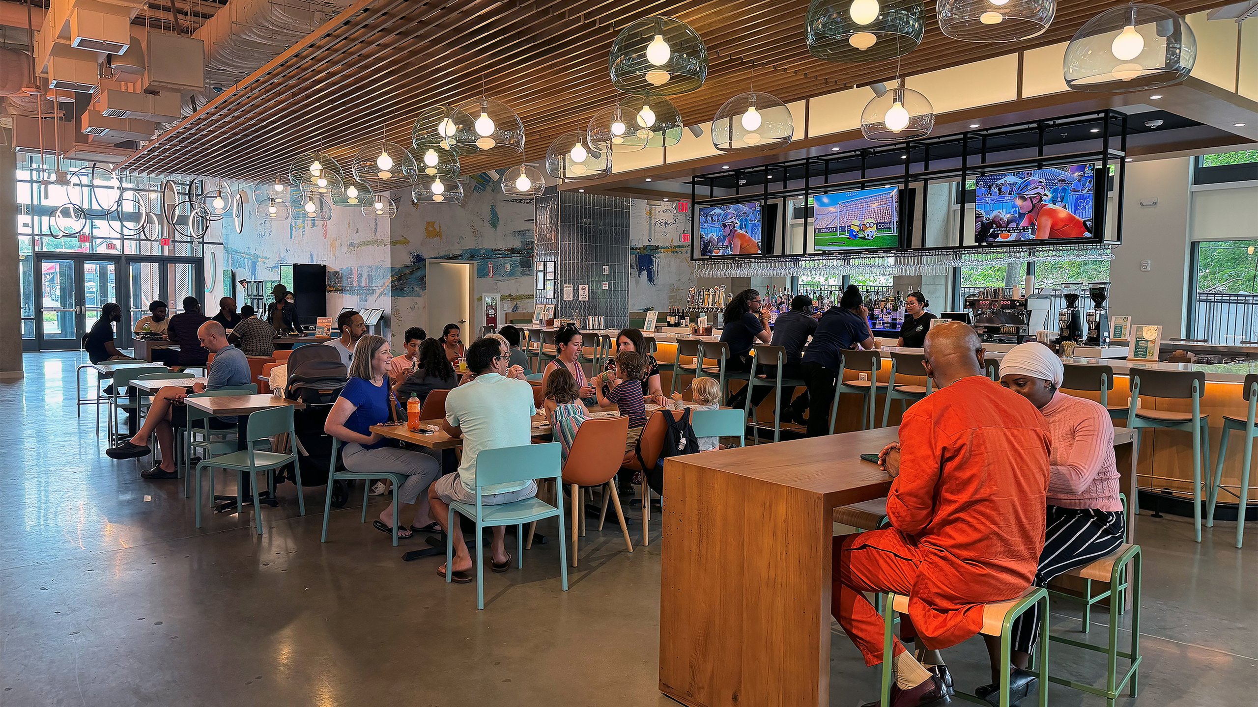Solaire Social: Downtown Silver Spring Food Hall Adds a “Small Common ...