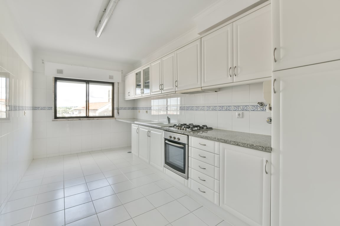 Transform Your Kitchen: Creative Soffit Ideas & Design Inspiration