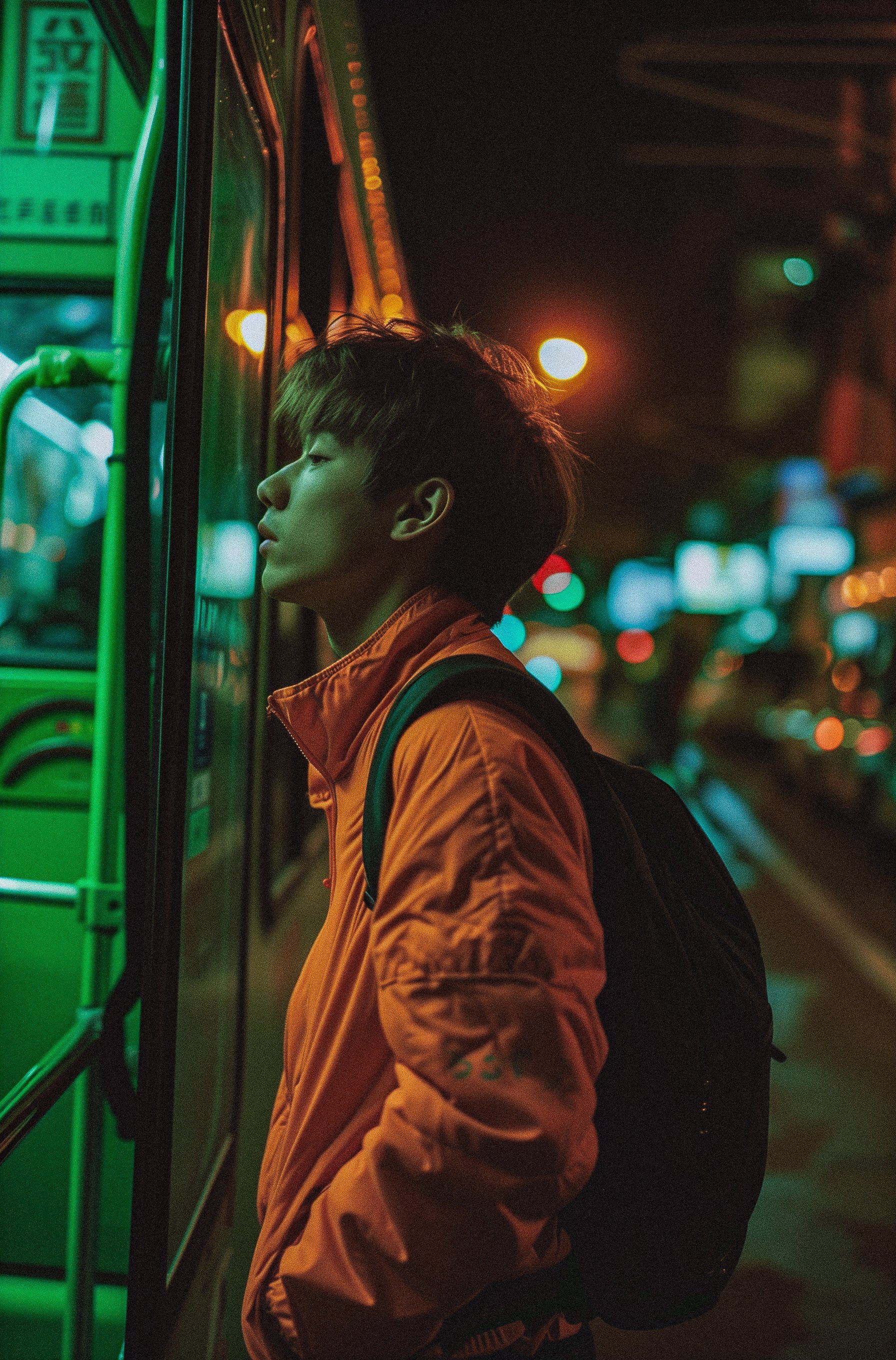 smoking, Copy the prompt and settings - Oksuro