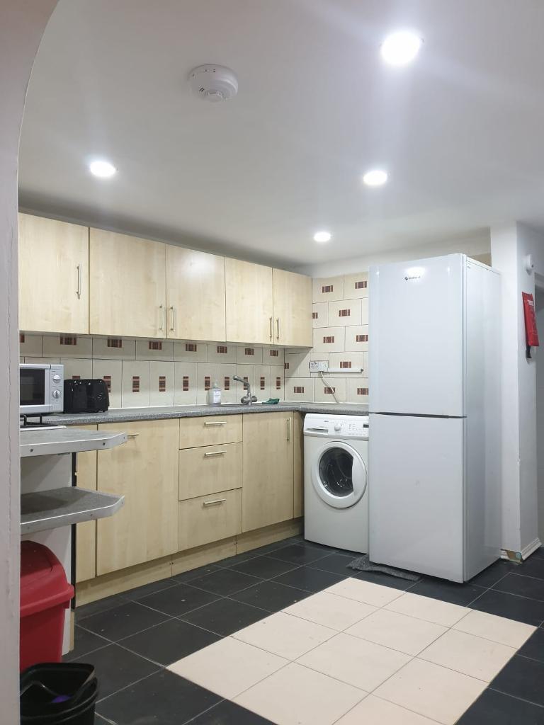 Support accommodation DSS rooms available | in Handsworth, West ... Support accommodation DSS rooms available | in Handsworth, West ...