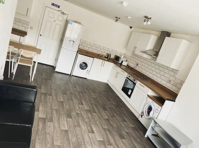 RELOCATE TO BIRMINGHAM *AVAILABLE NOW* UC, ESA, PIP, DSS Accepted | in ... RELOCATE TO BIRMINGHAM *AVAILABLE NOW* UC, ESA, PIP, DSS Accepted | in ...