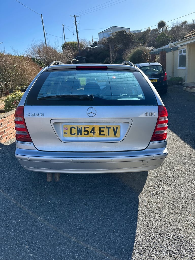 Mercedes-Benz, C CLASS, Estate, 2004, Semi-Auto, 2148 (cc), 5 doors | in Holyhead, Isle of ...