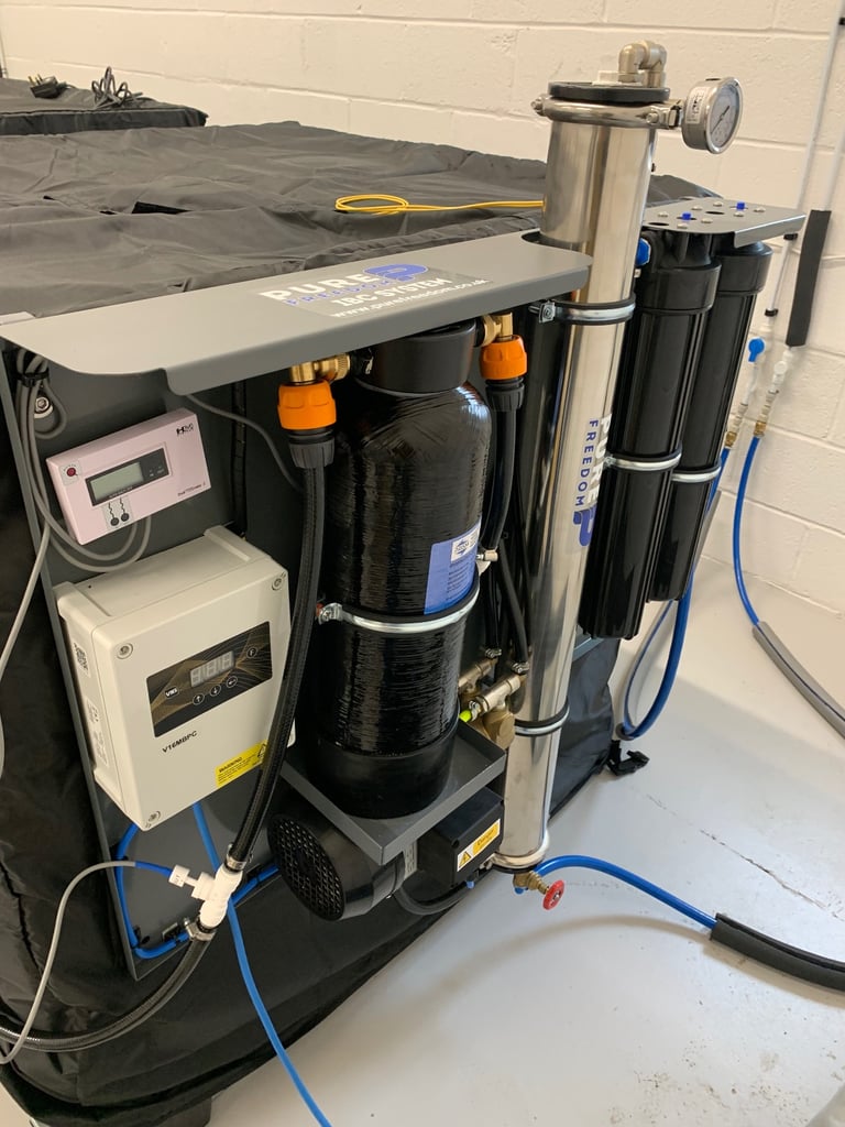 Pure Freedom Tank & Static Reverse Osmosis System with Booster pump And ...