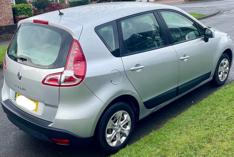 Renault Scenic 💦💧1.6 16v VVT Bizu Facelift model 110 bhp Hpi clear Great car (2011 11) | in ...