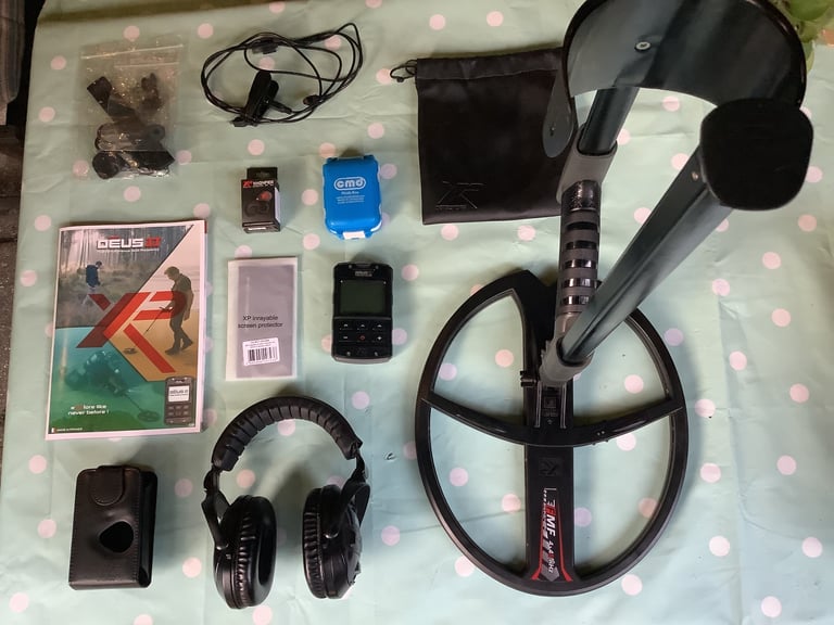 Xp Deus 2 Metal detector for sale | in Amesbury, Wiltshire | Gumtree