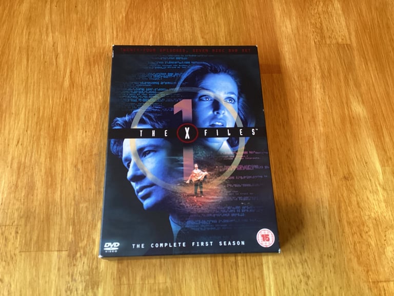 The X Files First Season Boxed Set DVDs TV Sci-fi Series 1 FBI Agents ...