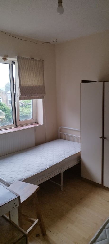 Room to Let | in Tooting Broadway, London | Gumtree