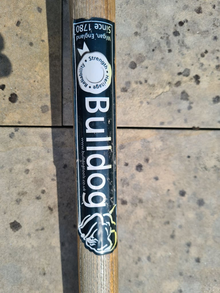 Bulldog Springbrok Metal Spring Rake | in Locks Heath, Hampshire | Gumtree