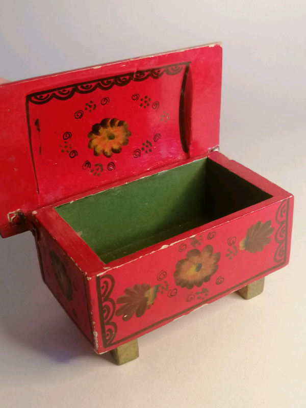 Vintage style, jewellery box. | in Craigmillar, Edinburgh | Gumtree Vintage style, jewellery box. | in Craigmillar, Edinburgh | Gumtree