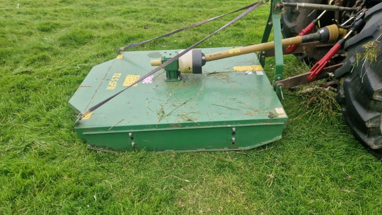Tractor foster tl5 semi offset grass topper | in Motherwell, North ...