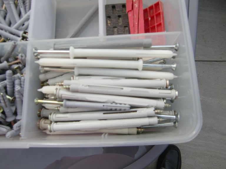 Window Anchors / Nylon Hammer Fixings . UPVC fixings | in Melton ...