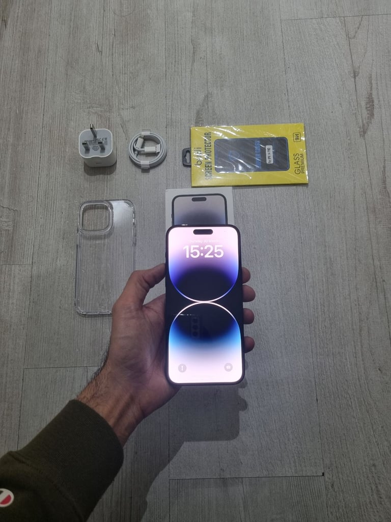 Iphone 14 Pro Max 5G Bundle 256GB Unlocked Black Cl | in Bolton ...