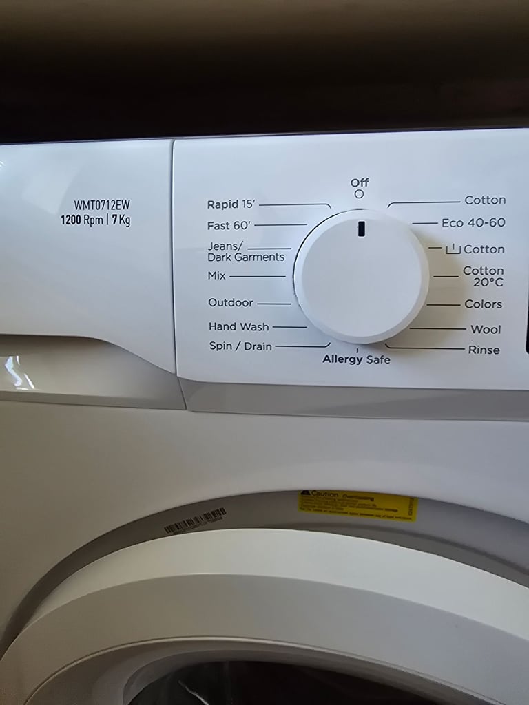 Bush wmt0712ew washing machine | in Cottingham, East Yorkshire | Gumtree