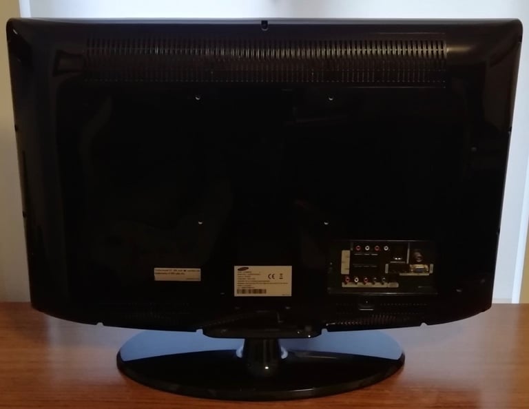 SAMSUNG LE32R87BD 32 inch Widescreen HD Ready LCD TV w/ Remote Control ...