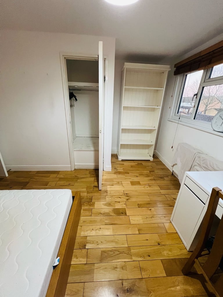 Room available for Punjabi girl | in Uxbridge, London | Gumtree