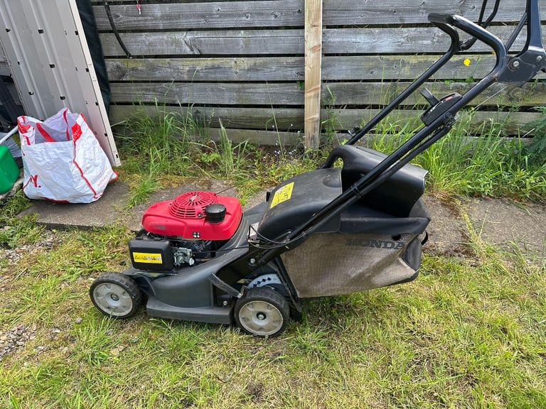 Honda HRX426 self propelled mower with mulching kit | in Forfar, Angus ...