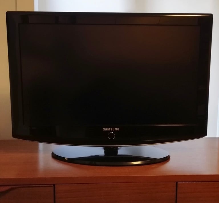 SAMSUNG LE32R87BD 32 inch Widescreen HD Ready LCD TV w/ Remote Control ...