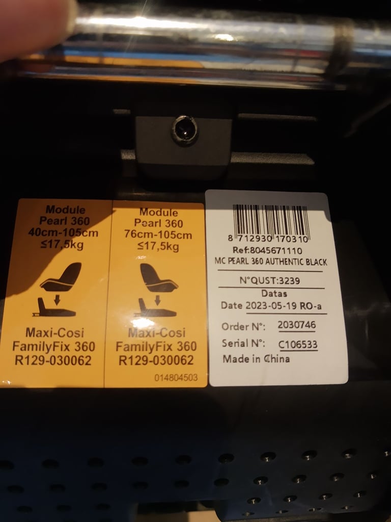 Maxi Cosi Pearl 360 + Isofix Base + Infant insert | in Dunfermline ...
